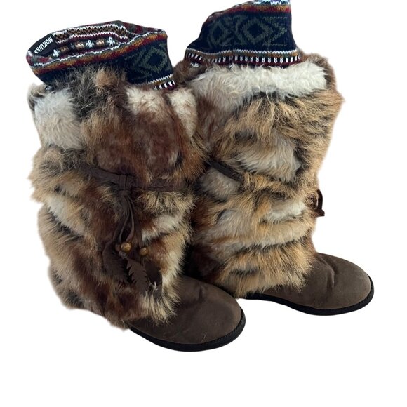 Muk Luks | Shoes | Muk Luks Size 7 Brown Leela Faux Fur Suede Knit Cuff ...